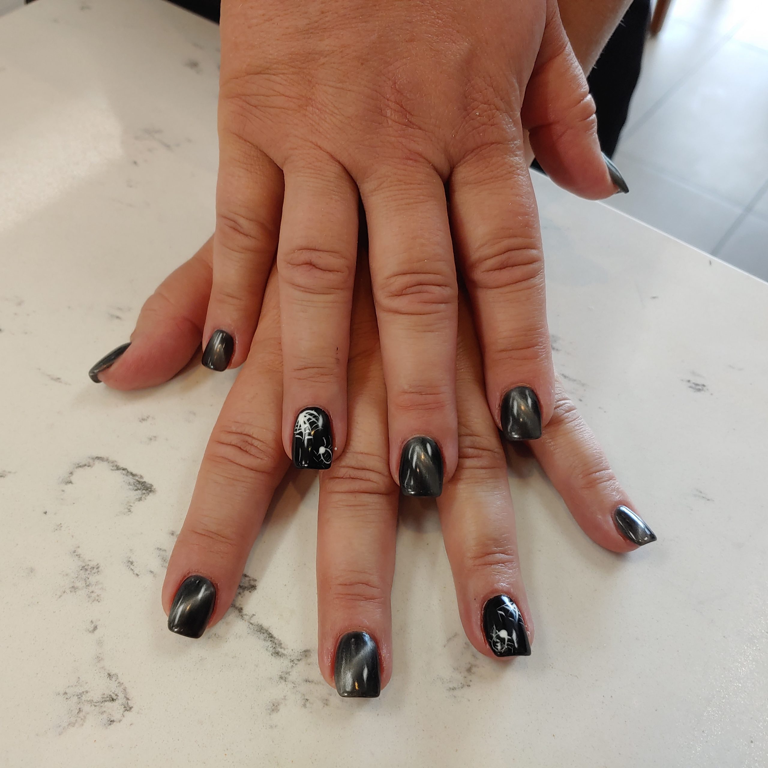 Salon Photos – Vivid Nails in Sherwood